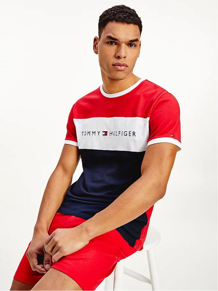 Herren T Shirt Tommy Hilfiger CN SS Tee Logo Flag Rot